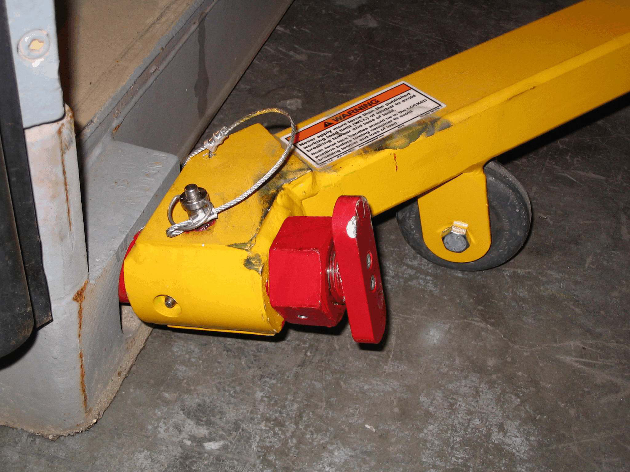 SEA BOX | Container Tow Bar - 67,200 lb payload